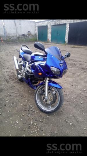 Suzuki SV 650S 2001 Rīga, ar dzinēja tilpumu 0.65 L un nobraukumu 0 tūkst. km par 1600 €, foto 8 vietnē AUTOMOTO.COM.LV
