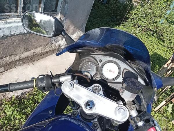 Сузуки SV 650S 2001 в Рига, объемом двигателя 0.65 л и пробегом 0 тыс. км за 1600 €, фото 9 на AUTOMOTO.COM.LV