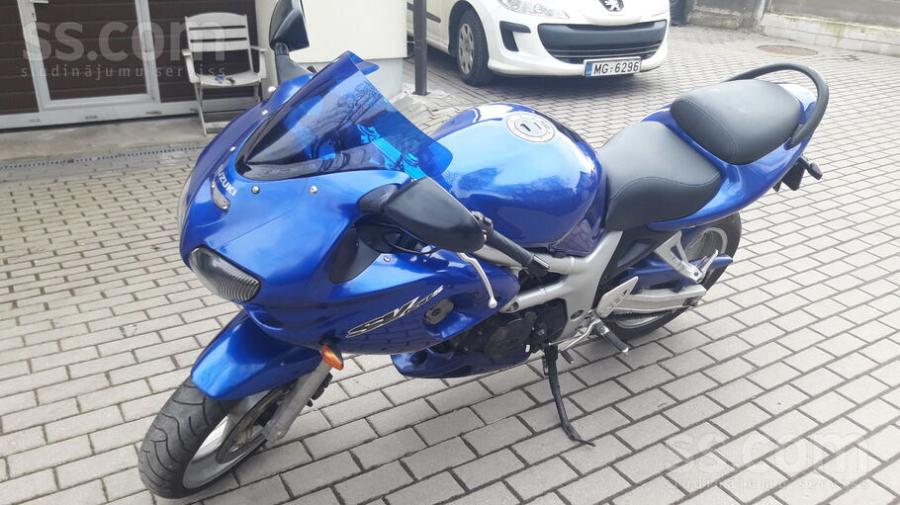 Сузуки SV 650S 2001 в Рига, объемом двигателя 0.65 л и пробегом 0 тыс. км за 1300 €, фото 1 на AUTOMOTO.COM.LV