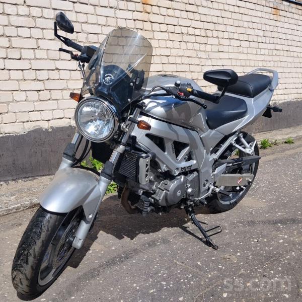 Сузуки SV 650S 2003 в Рига, объемом двигателя 0.65 л и пробегом 0 тыс. км за 3150 €, фото 1 на AUTOMOTO.COM.LV