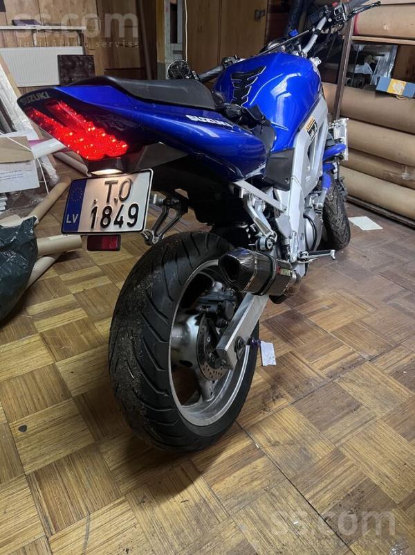 Сузуки SV 650S 2004 в Рига, объемом двигателя 0.65 л и пробегом 0 тыс. км за 2200 €, фото 2 на AUTOMOTO.COM.LV