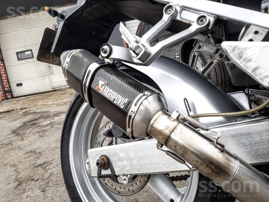 Suzuki SV 650S 2004 in Riga, with an engine capacity of 0.65 L and mileage of 0 thousand km for 1999 €, photo 9 on AUTOMOTO.COM.LV