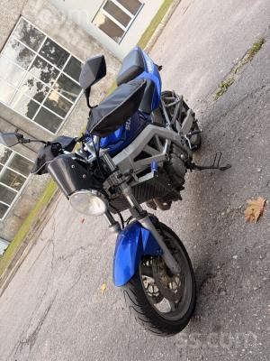 Suzuki SV 650S 2004 Rīga, ar dzinēja tilpumu 0.65 L un nobraukumu 0 tūkst. km par 1600 €, foto 4 vietnē AUTOMOTO.COM.LV