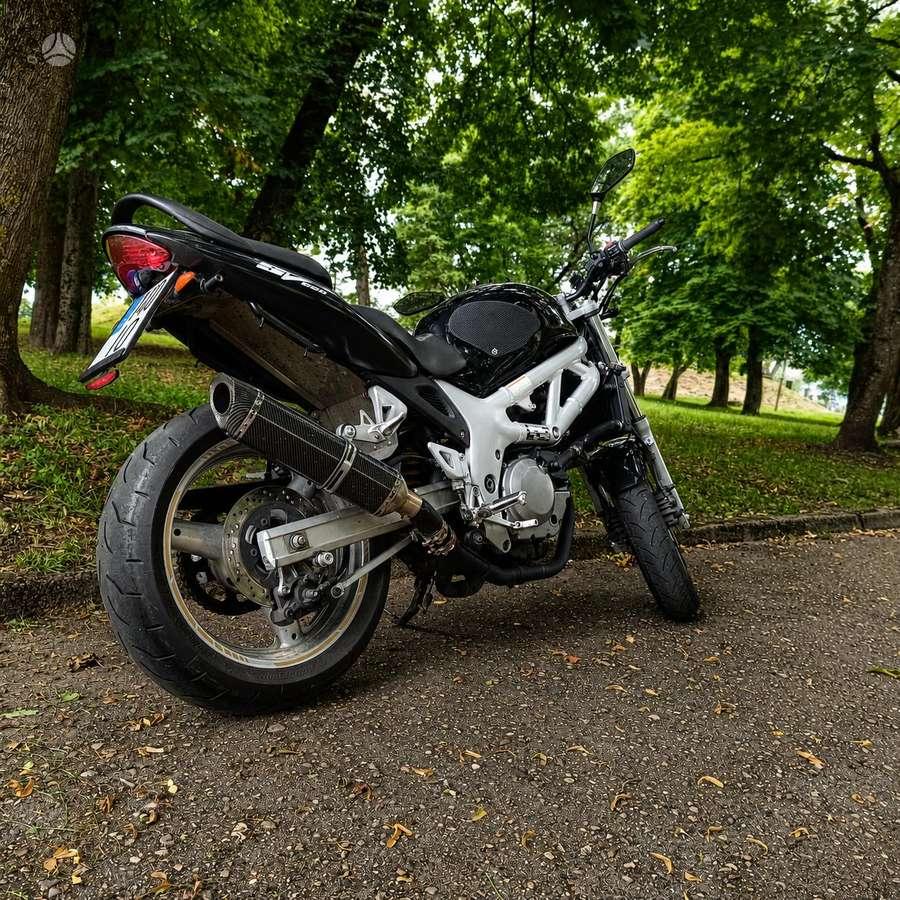 Black Suzuki SV 2000 in Kaunas, with an engine capacity of 0.65 L and mileage of 52 thousand km for 1500 €, photo 5 on AUTOMOTO.COM.LV