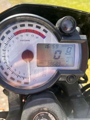 Melns Suzuki SV 2000 Birštonas, ar dzinēja tilpumu 0.65 L un nobraukumu 39 tūkst. km par 1000 €, foto 8 vietnē AUTOMOTO.COM.LV