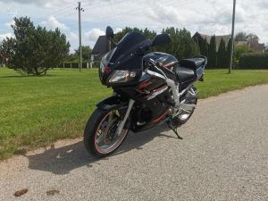 Melns Suzuki SV 2005 Jurbarkas, ar dzinēja tilpumu 0.65 L un nobraukumu 42 tūkst. km par 2100 €, foto 5 vietnē AUTOMOTO.COM.LV