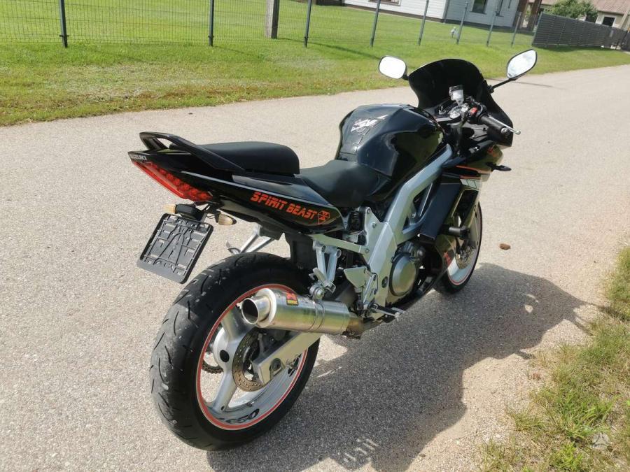 Melns Suzuki SV 2005 Jurbarkas, ar dzinēja tilpumu 0.65 L un nobraukumu 42 tūkst. km par 2100 €, foto 9 vietnē AUTOMOTO.COM.LV
