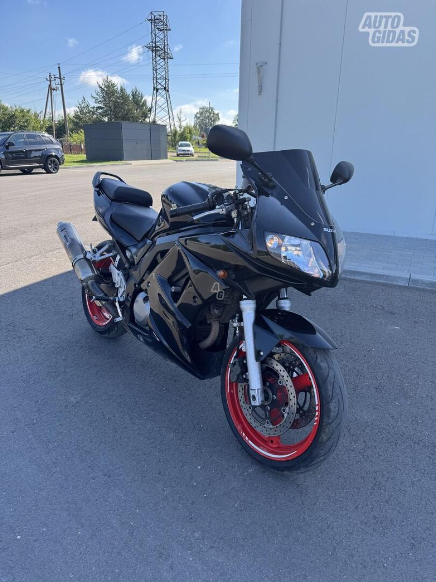 Black Suzuki SV 2007 in Mazeikiai, with an engine capacity of 0.65 L and mileage of 46 thousand km for 2250 €, photo 1 on AUTOMOTO.COM.LV