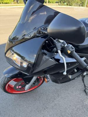 Black Suzuki SV 2007 in Mazeikiai, with an engine capacity of 0.65 L and mileage of 46 thousand km for 2250 €, photo 12 on AUTOMOTO.COM.LV