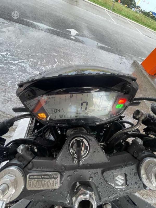 Melns Suzuki SV 2019 Marijampole, ar dzinēja tilpumu 0.65 L un nobraukumu 20 tūkst. km par 3200 €, foto 4 vietnē AUTOMOTO.COM.LV
