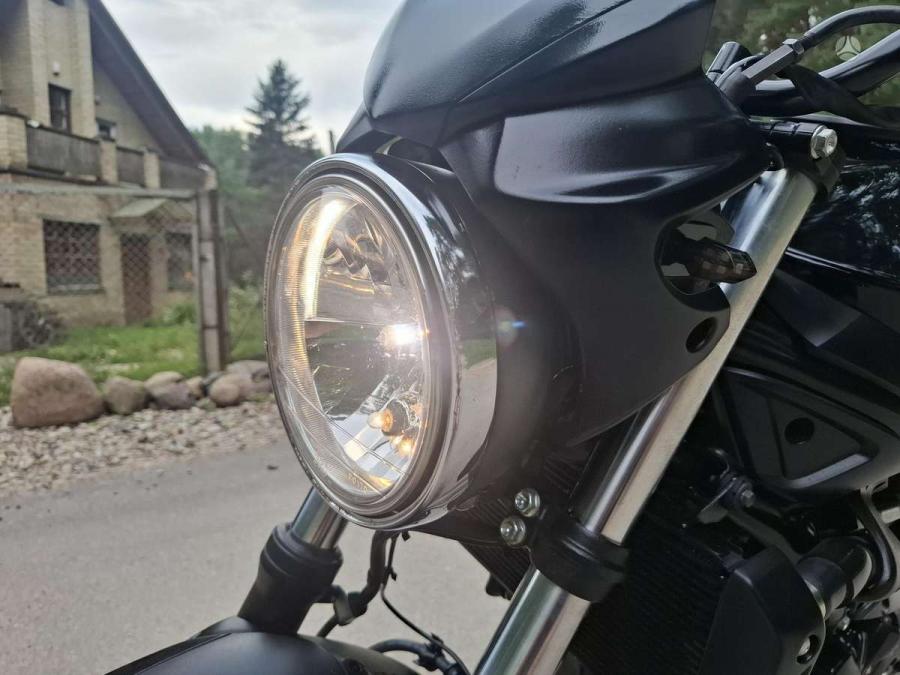 Melns Suzuki SV 2021 Viļņa, ar dzinēja tilpumu 0.65 L un nobraukumu 34 tūkst. km par 4100 €, foto 16 vietnē AUTOMOTO.COM.LV
