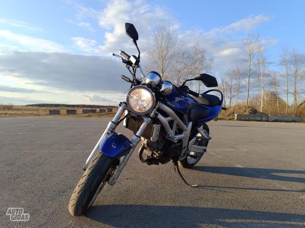 Zils Suzuki SV 2002 Šauļi, ar dzinēja tilpumu 0.65 L un nobraukumu 40 tūkst. km par 1700 €, foto 3 vietnē AUTOMOTO.COM.LV