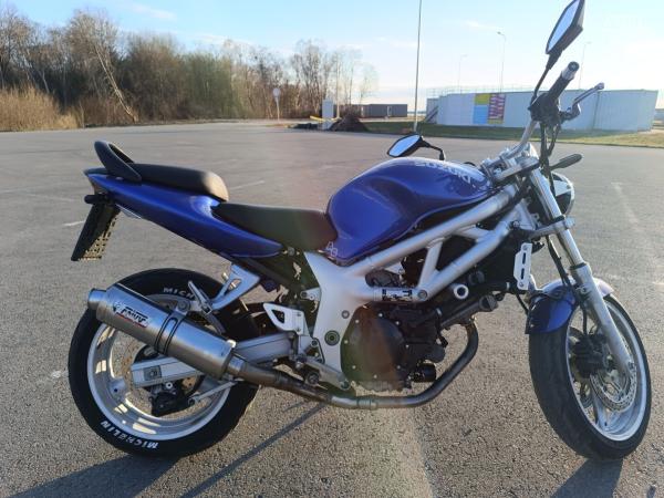 Zils Suzuki SV 2002 Šauļi, ar dzinēja tilpumu 0.65 L un nobraukumu 40 tūkst. km par 1700 €, foto 7 vietnē AUTOMOTO.COM.LV