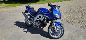 Blue Suzuki SV 2003 in Kursenai, with an engine capacity of 0.65 L and mileage of 57 thousand km for 1600 €, photo 4 on AUTOMOTO.COM.LV