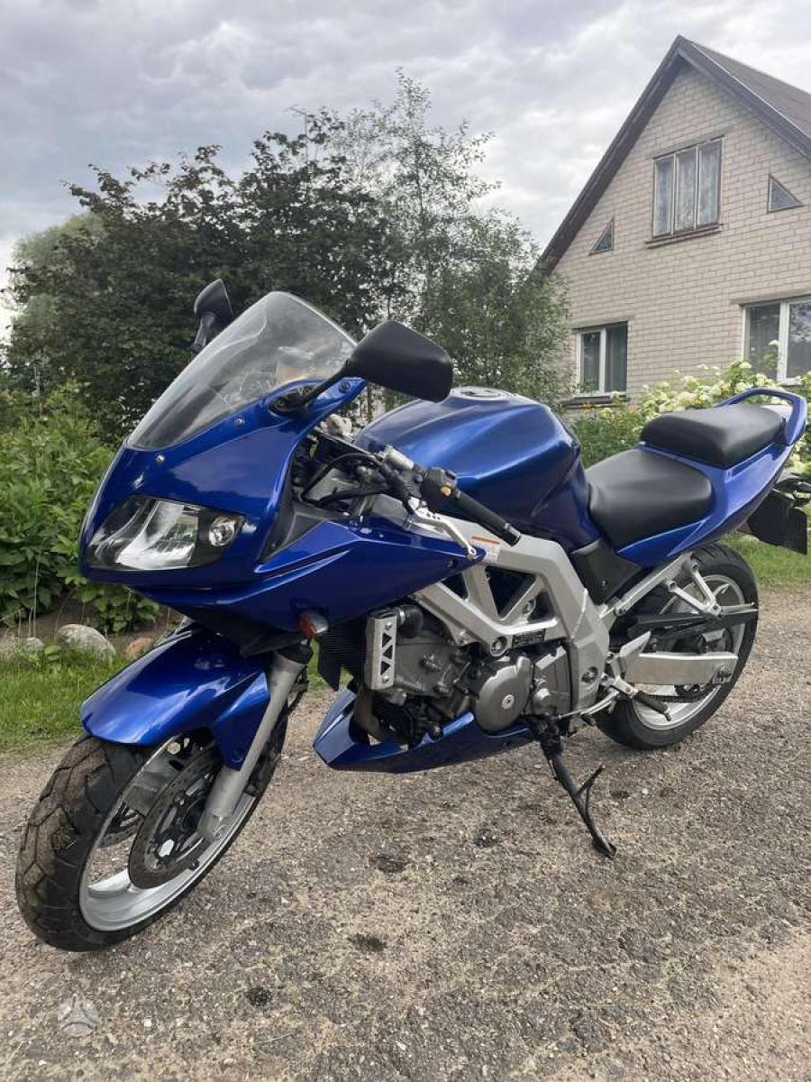 Zils Suzuki SV 2004 Zarasai, ar dzinēja tilpumu 0.65 L un nobraukumu 57 tūkst. km par 1950 €, foto 8 vietnē AUTOMOTO.COM.LV