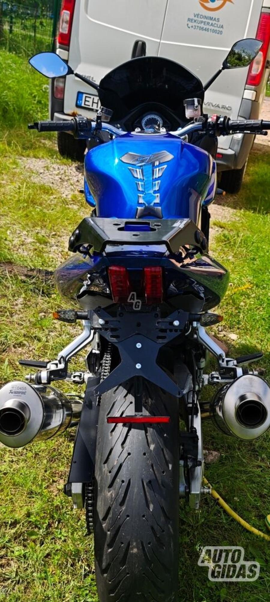 Blue Suzuki SV 2004 in Vilnius, with an engine capacity of 1.00 L and mileage of 60 thousand km for 2750 €, photo 6 on AUTOMOTO.COM.LV