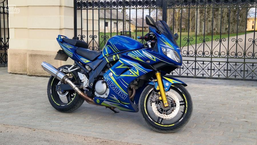 Blue Suzuki SV 2007 in Vilnius, with an engine capacity of 0.65 L and mileage of 53 thousand km for 2500 €, photo 3 on AUTOMOTO.COM.LV