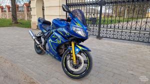 Blue Suzuki SV 2007 in Vilnius, with an engine capacity of 0.65 L and mileage of 53 thousand km for 2500 €, photo 5 on AUTOMOTO.COM.LV