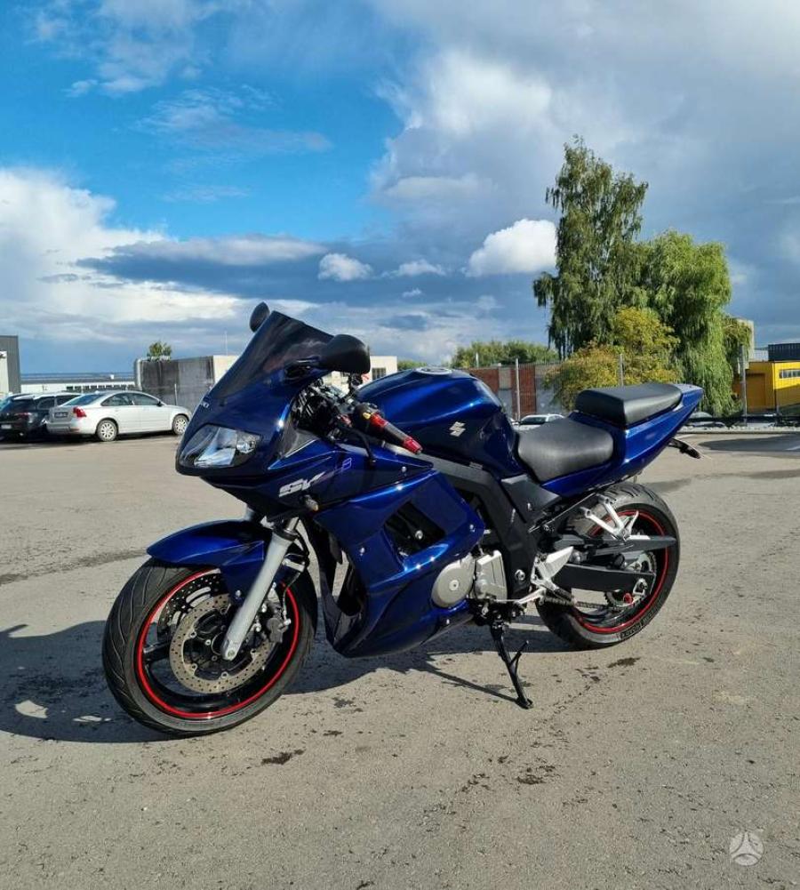 Zils Suzuki SV 2010 Kauņa, ar dzinēja tilpumu 0.65 L un nobraukumu 32 tūkst. km par 2699 €, foto 4 vietnē AUTOMOTO.COM.LV
