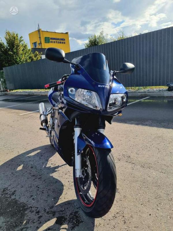 Blue Suzuki SV 2010 in Kaunas, with an engine capacity of 0.65 L and mileage of 32 thousand km for 2699 €, photo 10 on AUTOMOTO.COM.LV