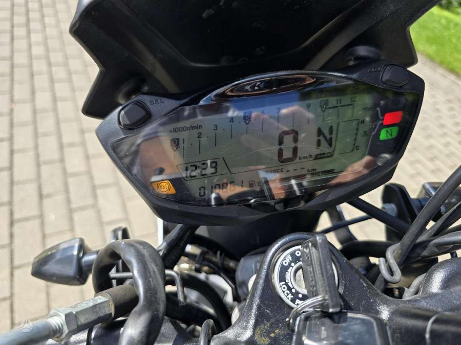 Zils Suzuki SV 2017 Kauņa, ar dzinēja tilpumu 0.65 L un nobraukumu 10 tūkst. km par 3800 €, foto 5 vietnē AUTOMOTO.COM.LV