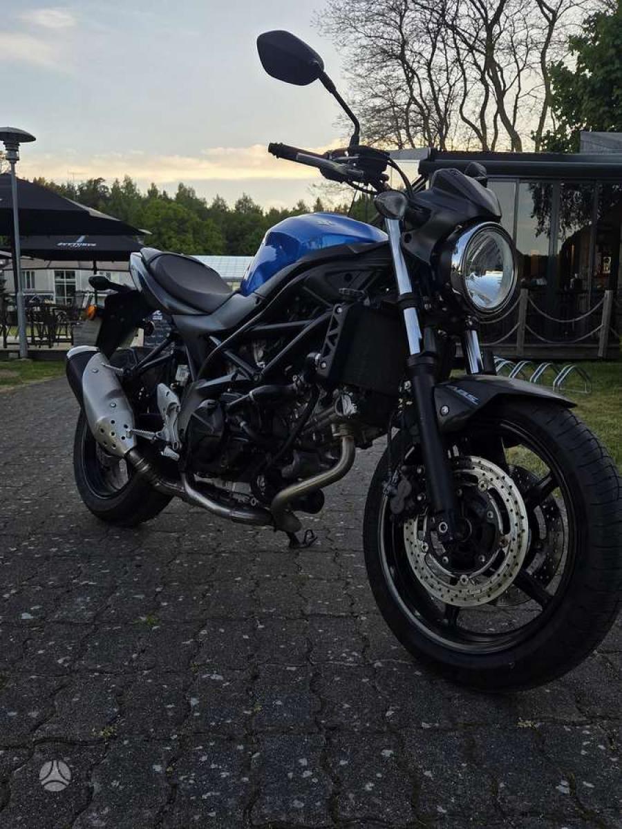 Zils Suzuki SV 2018 Klaipėda, ar dzinēja tilpumu 0.65 L un nobraukumu 42 tūkst. km par 2600 €, foto 3 vietnē AUTOMOTO.COM.LV