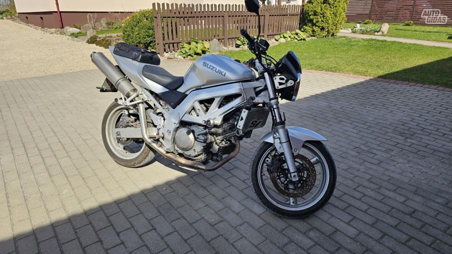 Grey Suzuki SV 2003 in Klaipeda, with an engine capacity of 0.65 L and mileage of 51 thousand km for 2100 €, photo 4 on AUTOMOTO.COM.LV