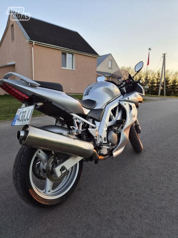 Grey Suzuki SV 2003 in Siauliai, with an engine capacity of 0.65 L and mileage of 38 thousand km for 1800 €, photo 2 on AUTOMOTO.COM.LV