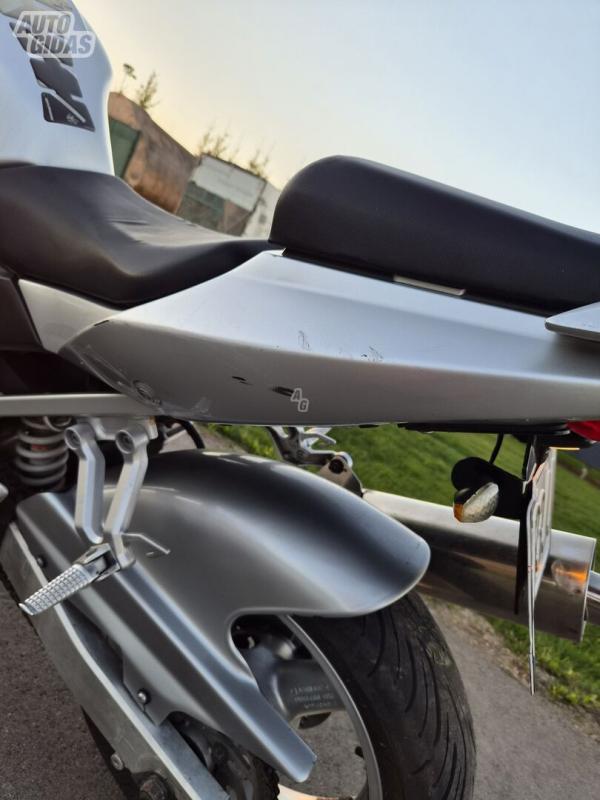 Grey Suzuki SV 2003 in Siauliai, with an engine capacity of 0.65 L and mileage of 38 thousand km for 1800 €, photo 7 on AUTOMOTO.COM.LV