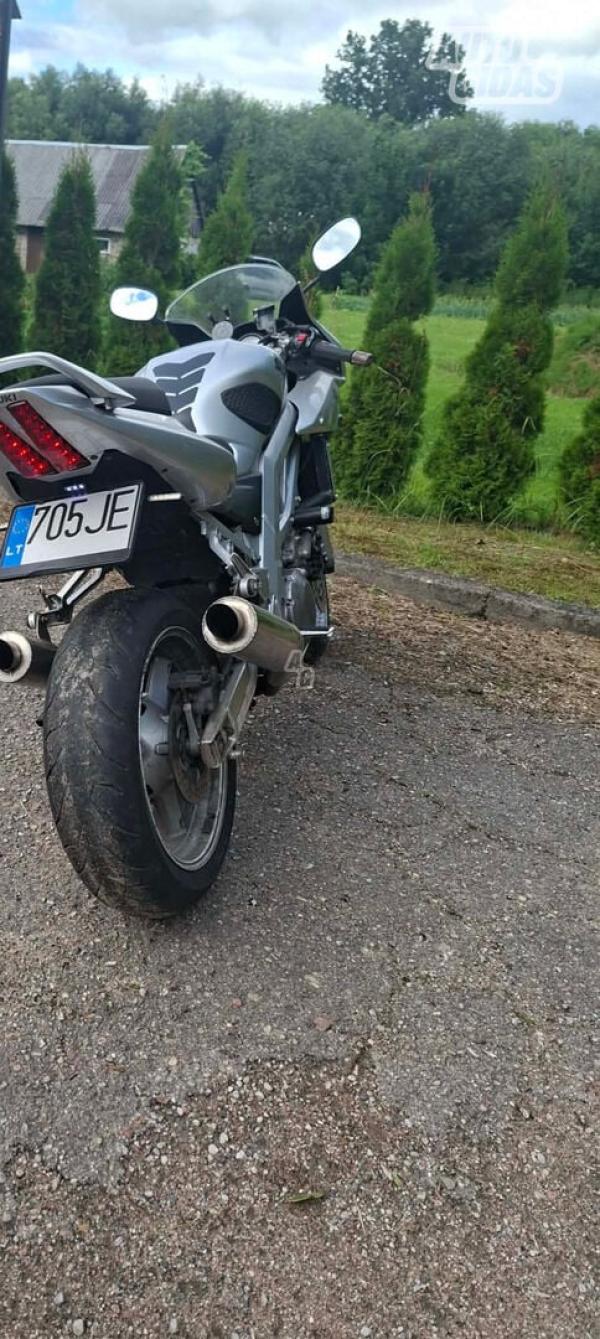 Pelēks Suzuki SV 2003 Joniškis, ar dzinēja tilpumu 1.00 L un nobraukumu 0 tūkst. km par 1700 €, foto 1 vietnē AUTOMOTO.COM.LV