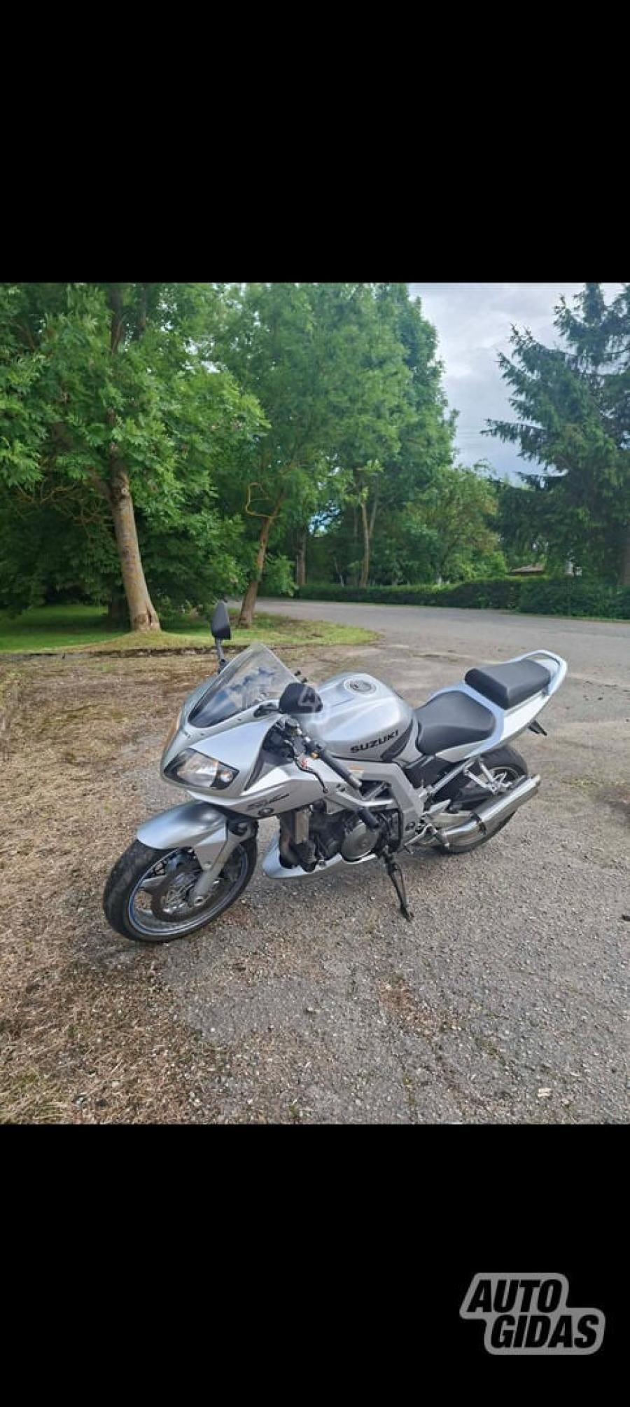 Pelēks Suzuki SV 2003 Joniškis, ar dzinēja tilpumu 1.00 L un nobraukumu 0 tūkst. km par 1700 €, foto 3 vietnē AUTOMOTO.COM.LV