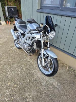 Grey Suzuki SV 2003 in Kursenai, with an engine capacity of 0.65 L and mileage of 30 thousand km for 1999 €, photo 3 on AUTOMOTO.COM.LV