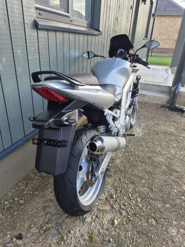 Grey Suzuki SV 2003 in Kursenai, with an engine capacity of 0.65 L and mileage of 30 thousand km for 1999 €, photo 9 on AUTOMOTO.COM.LV