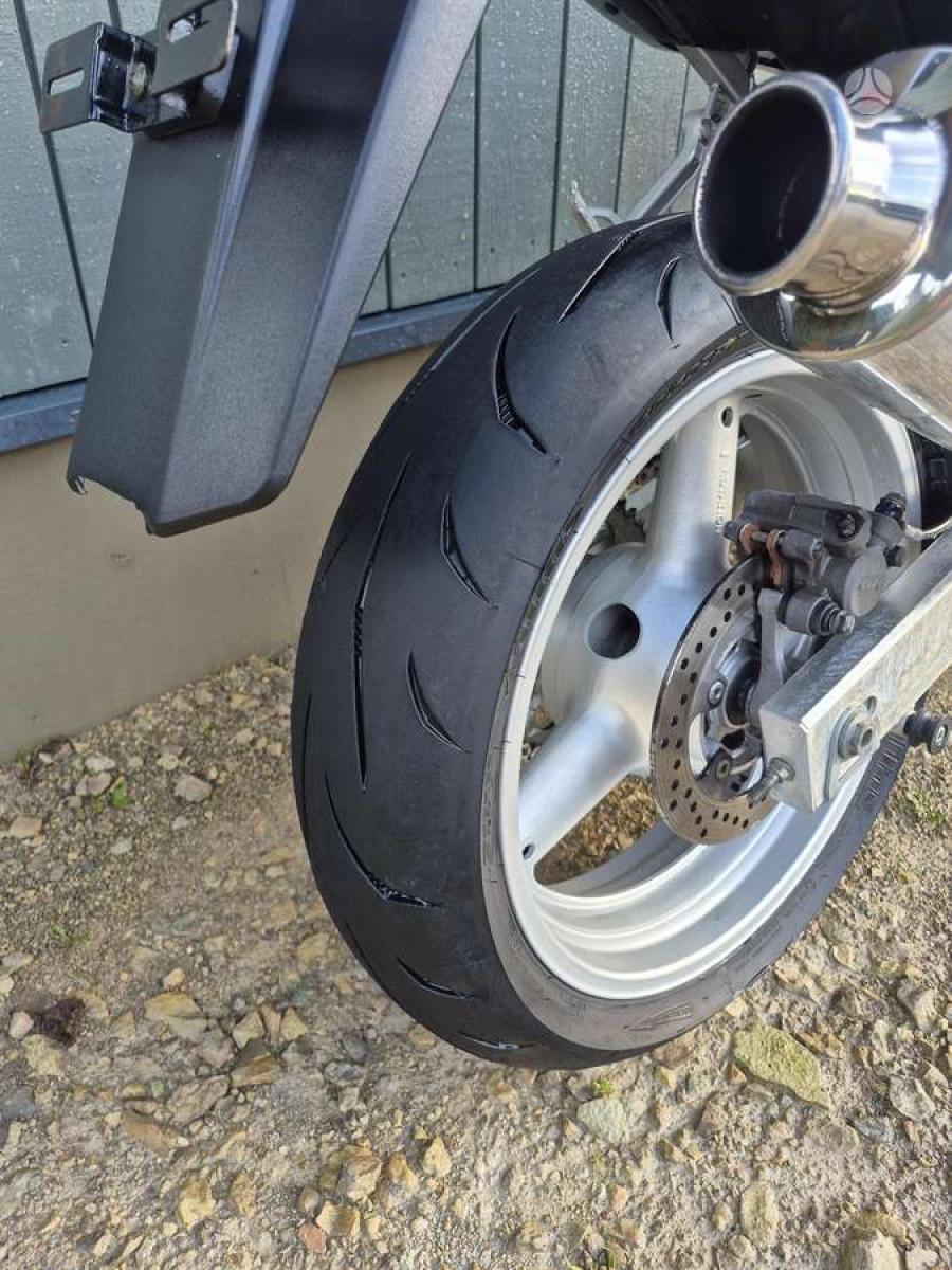 Grey Suzuki SV 2003 in Kursenai, with an engine capacity of 0.65 L and mileage of 30 thousand km for 1999 €, photo 12 on AUTOMOTO.COM.LV