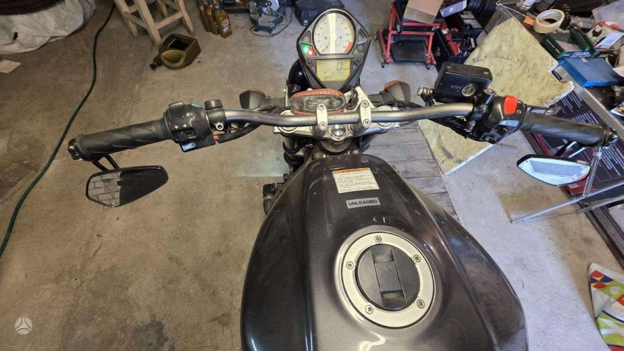 Grey Suzuki SV 2008 in Vilnius, with an engine capacity of 0.65 L and mileage of 22 thousand km for 2900 €, photo 10 on AUTOMOTO.COM.LV