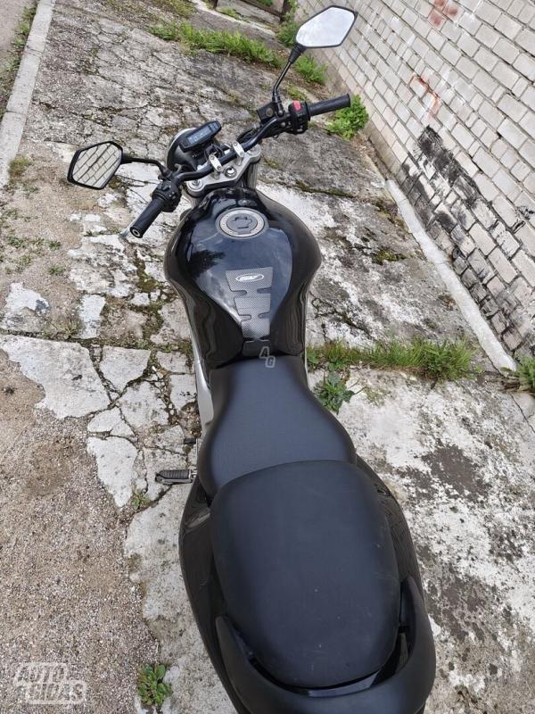 Suzuki SV 1999 in Kaunas, with an engine capacity of 0.00 L and mileage of 0 thousand km for 950 €, photo 6 on AUTOMOTO.COM.LV