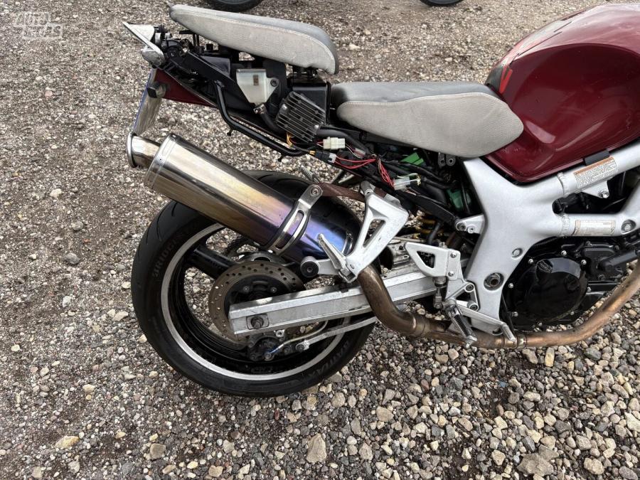 Suzuki SV 2000 Kelmė, ar dzinēja tilpumu 0.65 L un nobraukumu 0 tūkst. km par 465 €, foto 13 vietnē AUTOMOTO.COM.LV