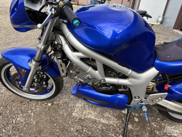 Suzuki SV 2001 Kelmė, ar dzinēja tilpumu 0.65 L un nobraukumu 0 tūkst. km par 675 €, foto 10 vietnē AUTOMOTO.COM.LV