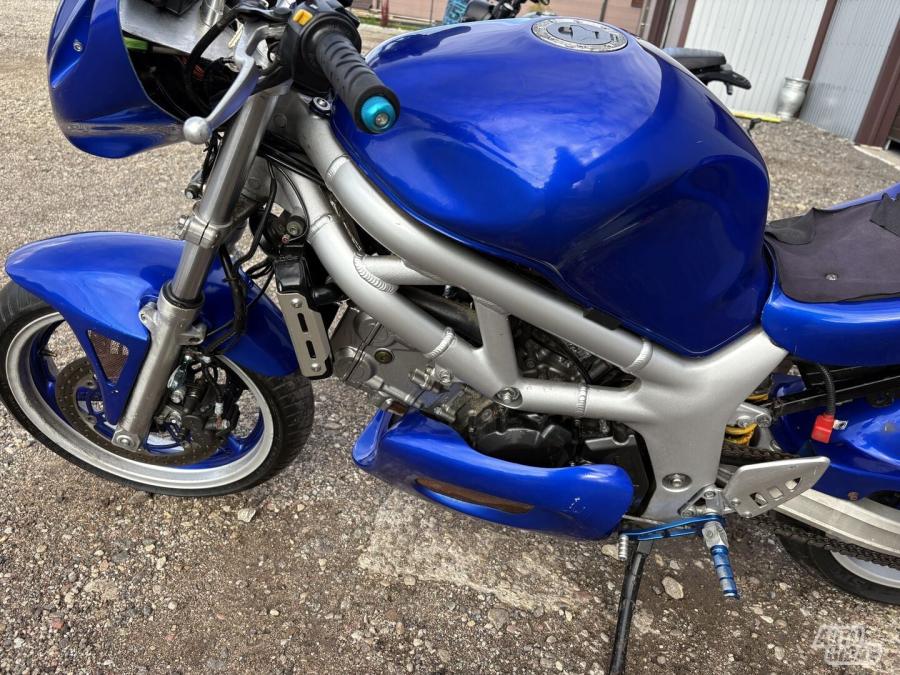 Suzuki SV 2001 in Kelme, with an engine capacity of 0.65 L and mileage of 0 thousand km for 675 €, photo 10 on AUTOMOTO.COM.LV