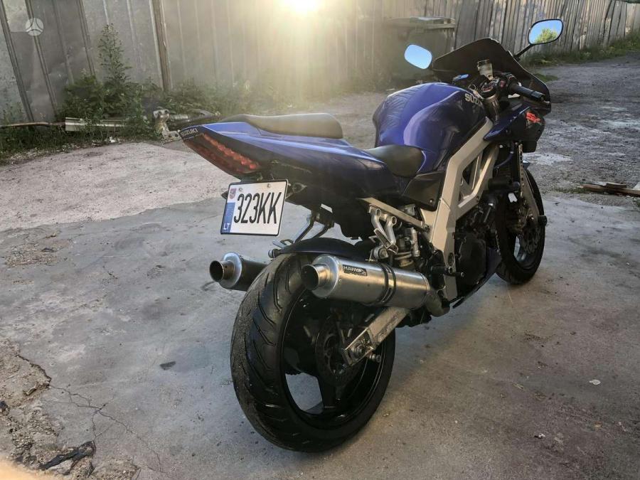 Suzuki SV 2003 in Vilnius, with an engine capacity of 1.00 L and mileage of 73 thousand km for 1100 €, photo 3 on AUTOMOTO.COM.LV