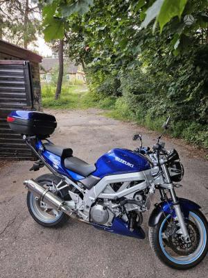 Suzuki SV 2004 in Vilnius, with an engine capacity of 1.00 L and mileage of 44 thousand km for 2900 €, photo  on AUTOMOTO.COM.LV