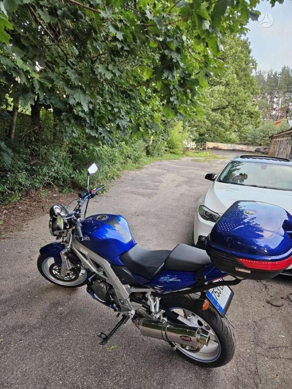 Suzuki SV 2004 Viļņa, ar dzinēja tilpumu 1.00 L un nobraukumu 44 tūkst. km par 2900 €, foto 2 vietnē AUTOMOTO.COM.LV