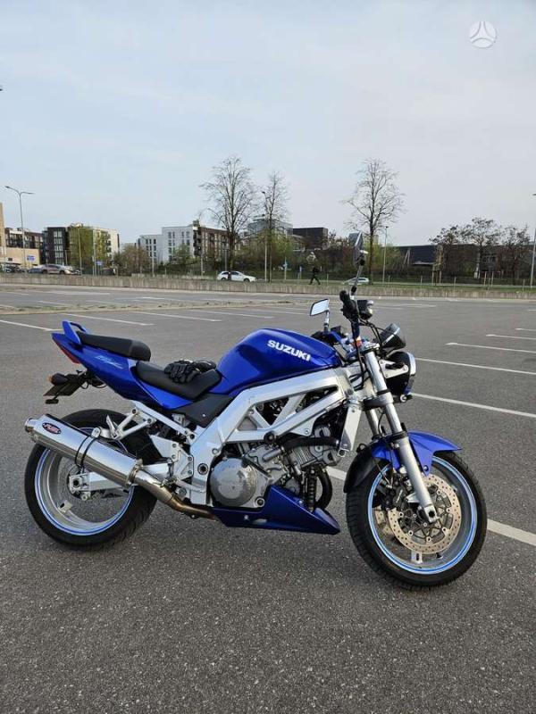Suzuki SV 2004 Viļņa, ar dzinēja tilpumu 1.00 L un nobraukumu 44 tūkst. km par 2900 €, foto 6 vietnē AUTOMOTO.COM.LV