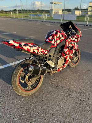 Suzuki SV 2005 Viļņa, ar dzinēja tilpumu 0.65 L un nobraukumu 62 tūkst. km par 1300 €, foto 11 vietnē AUTOMOTO.COM.LV