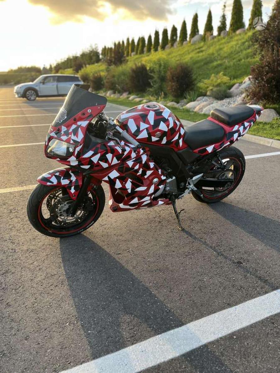Suzuki SV 2005 Viļņa, ar dzinēja tilpumu 0.65 L un nobraukumu 62 tūkst. km par 1300 €, foto 12 vietnē AUTOMOTO.COM.LV