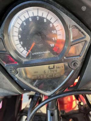 Suzuki SV 2005 Viļņa, ar dzinēja tilpumu 0.65 L un nobraukumu 62 tūkst. km par 1300 €, foto 14 vietnē AUTOMOTO.COM.LV