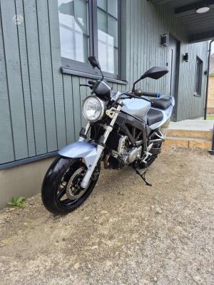 Suzuki SV 2006 in Kursenai, with an engine capacity of 0.65 L and mileage of 34 thousand km for 2150 €, photo 3 on AUTOMOTO.COM.LV