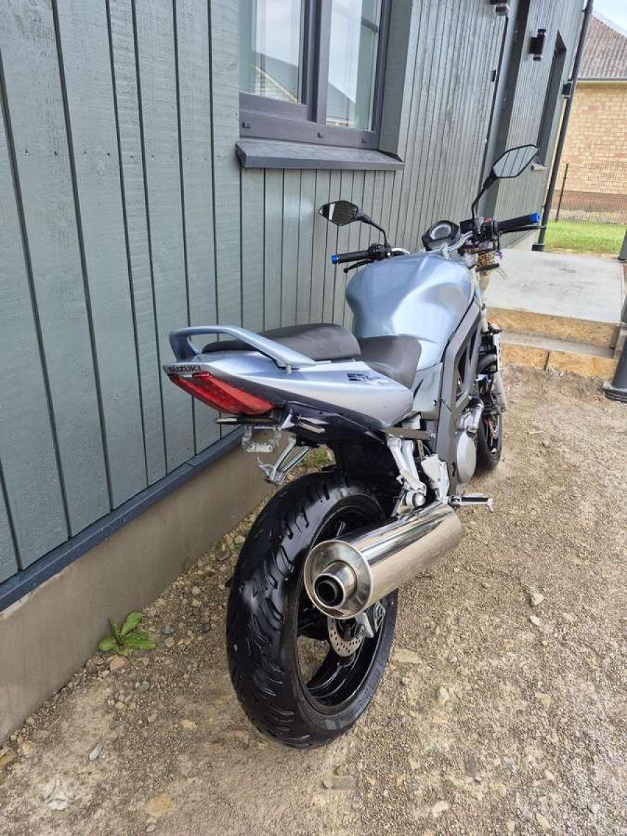 Suzuki SV 2006 in Kursenai, with an engine capacity of 0.65 L and mileage of 34 thousand km for 2150 €, photo 7 on AUTOMOTO.COM.LV
