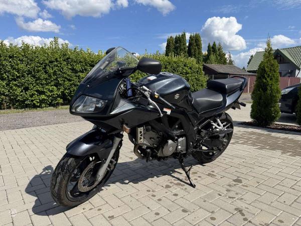Suzuki SV 2006 in Kaunas, with an engine capacity of 0.65 L and mileage of 39 thousand km for 2300 €, photo 2 on AUTOMOTO.COM.LV