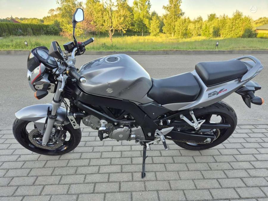 Suzuki SV 2007 in Kelme, with an engine capacity of 0.65 L and mileage of 53 thousand km for 1900 €, photo 5 on AUTOMOTO.COM.LV